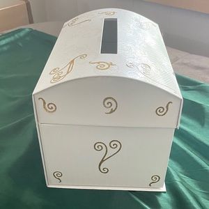 Hobby Lobby | Party Supplies | Large Card Box | Poshmark